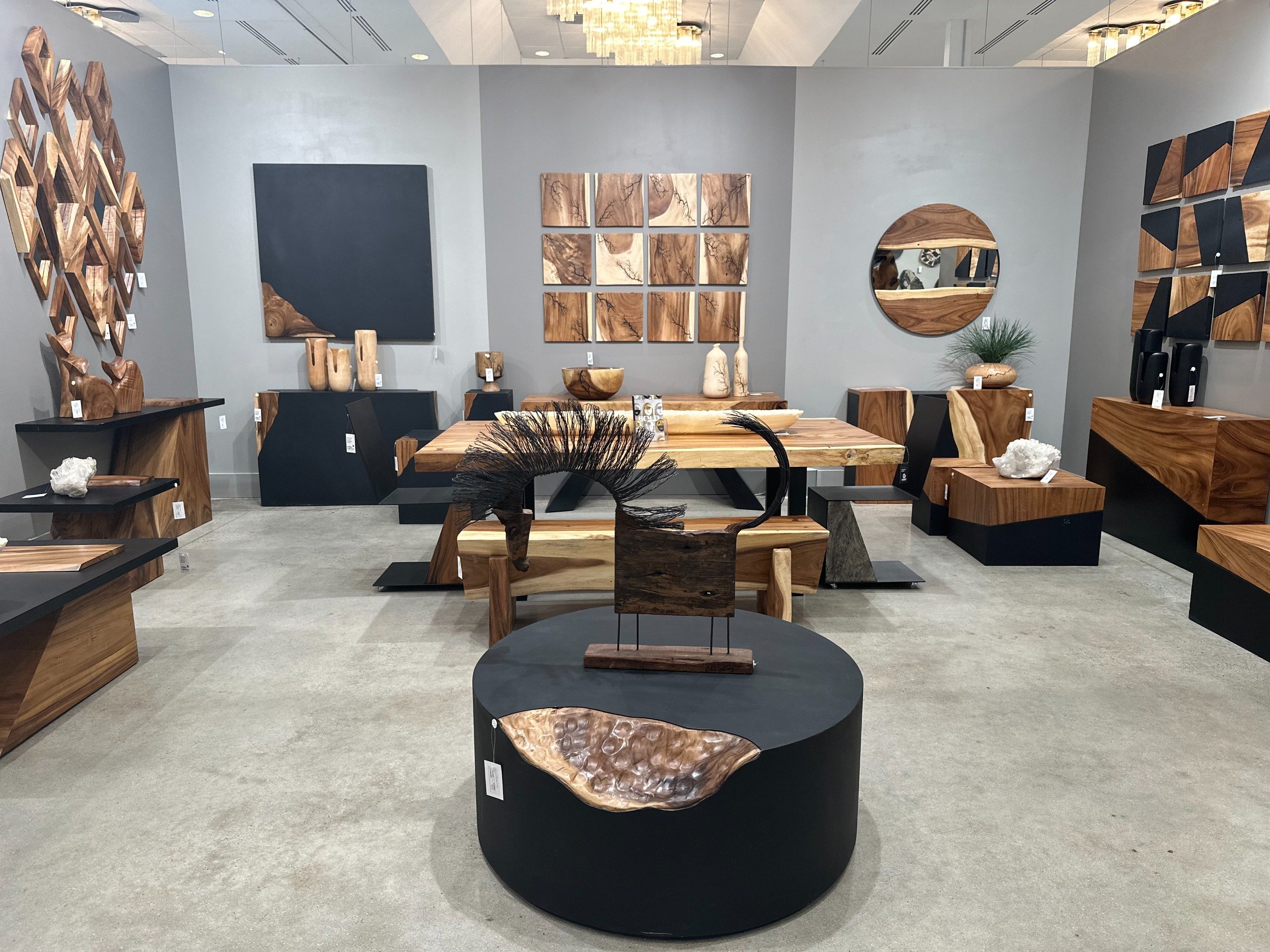 Gallery / Showrooms & Tradeshows / High Point Market April 2024